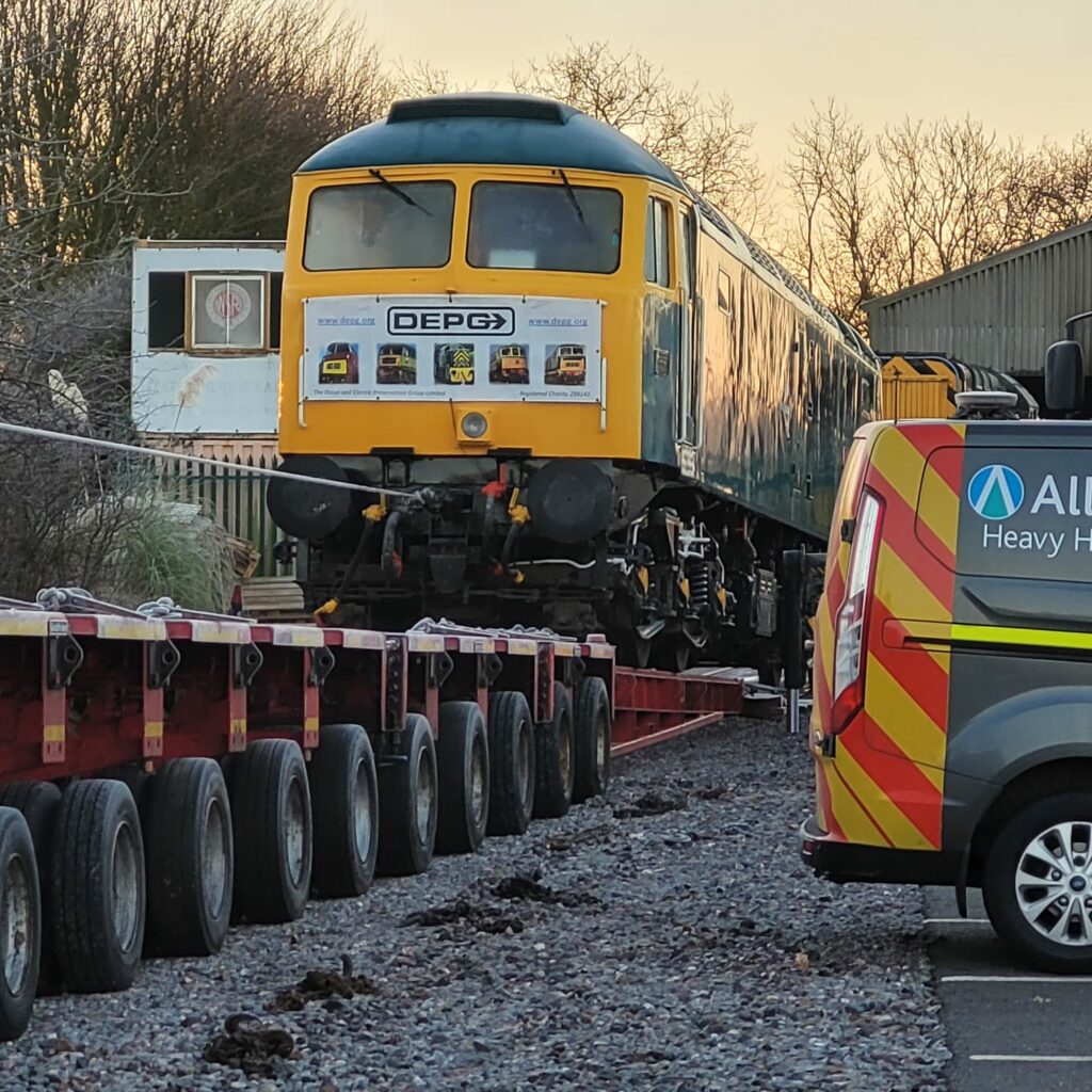 47077 ‘NORTH STAR’ heads North ! | The Diesel and Electric Preservation ...